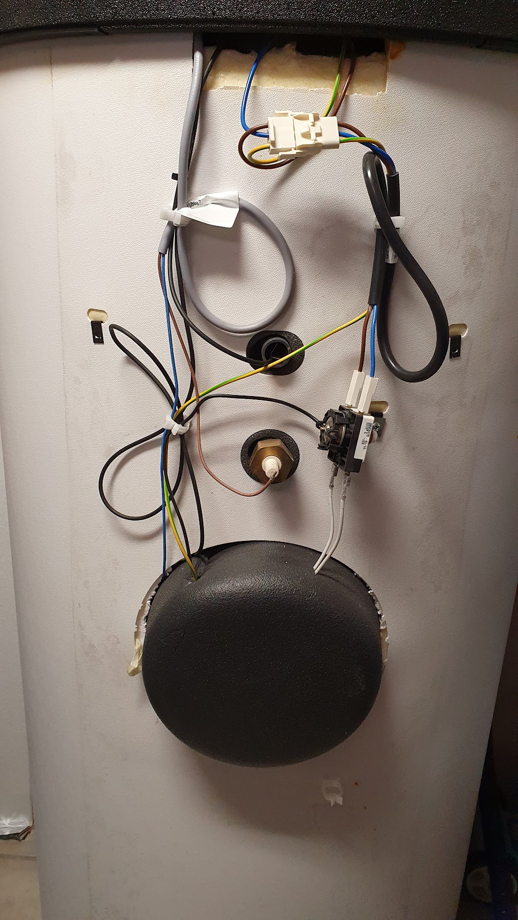 Monitoring A Boiler Using Tasmota On Esp8266 And Ds18b20 Sensors